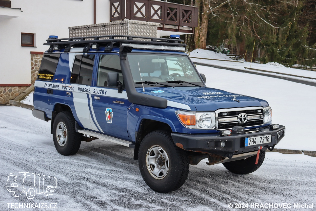 HS – Dům HS Špičák – Toyota Land Cruiser 78 - TECHNIKAIZS.cz